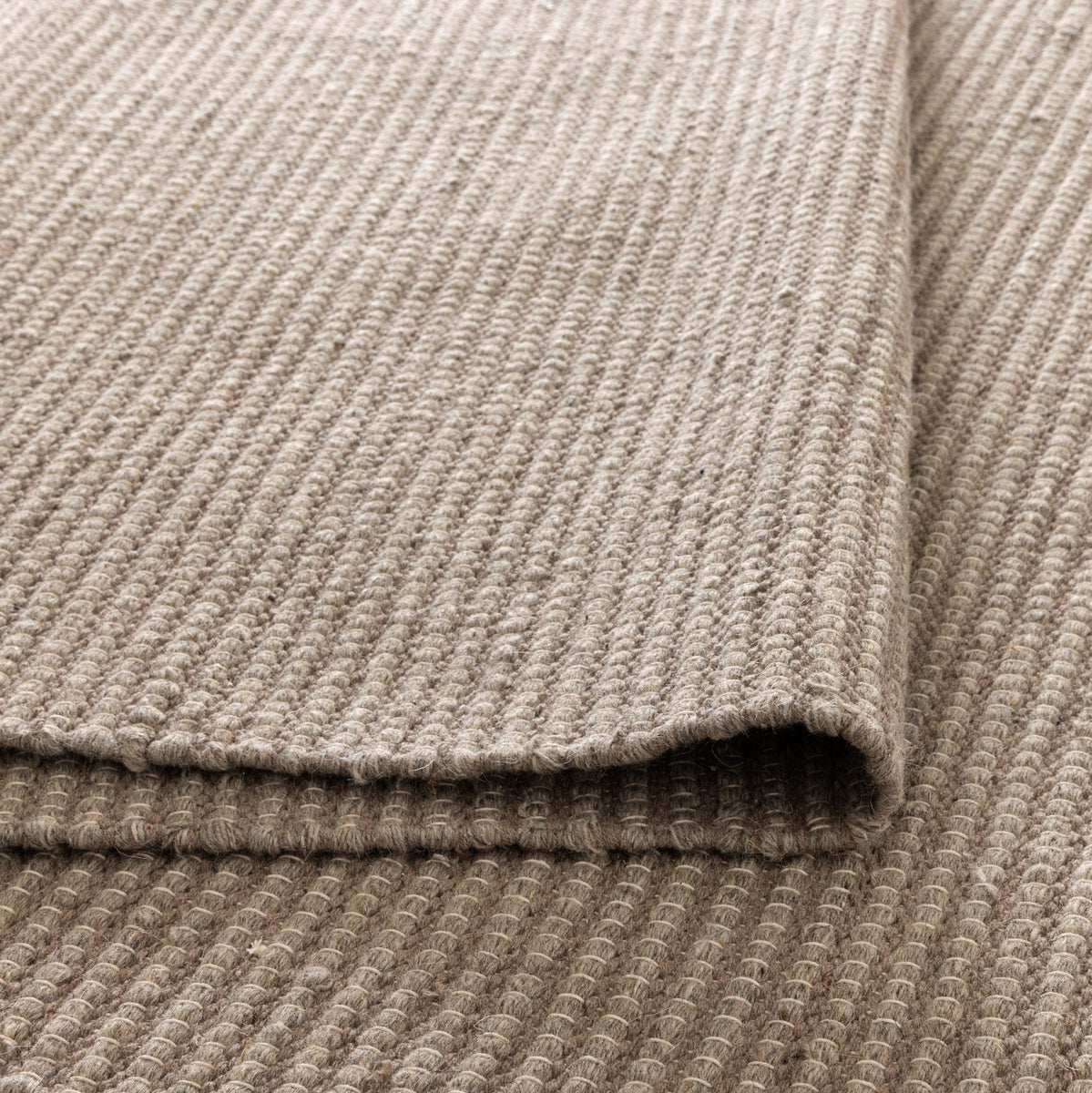 Natura Wool in Oatmeal Rug – RugsDirect
